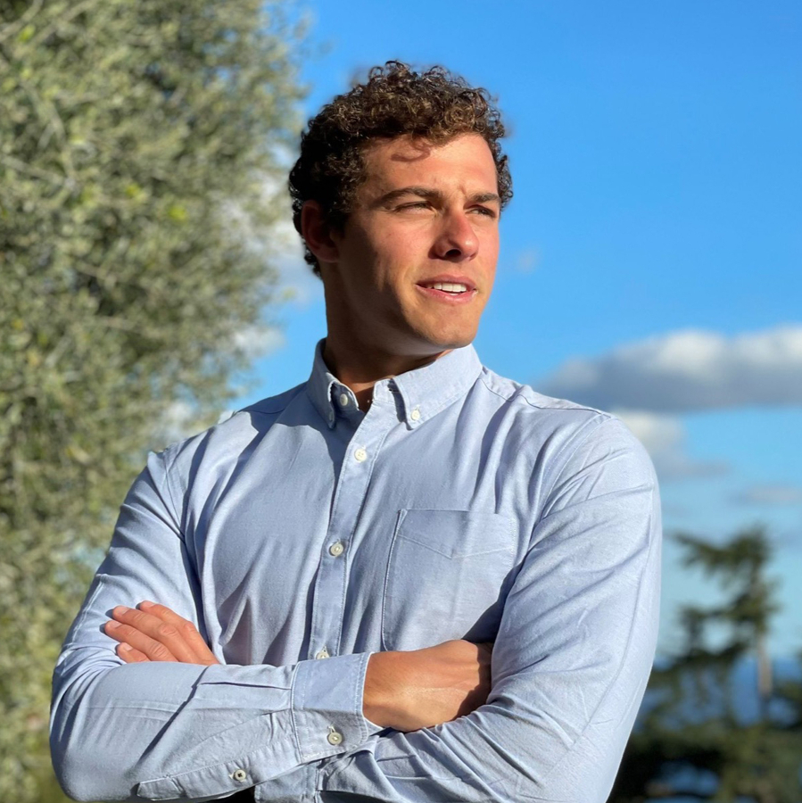 Nicolò Di Tullio | Autori | DLive